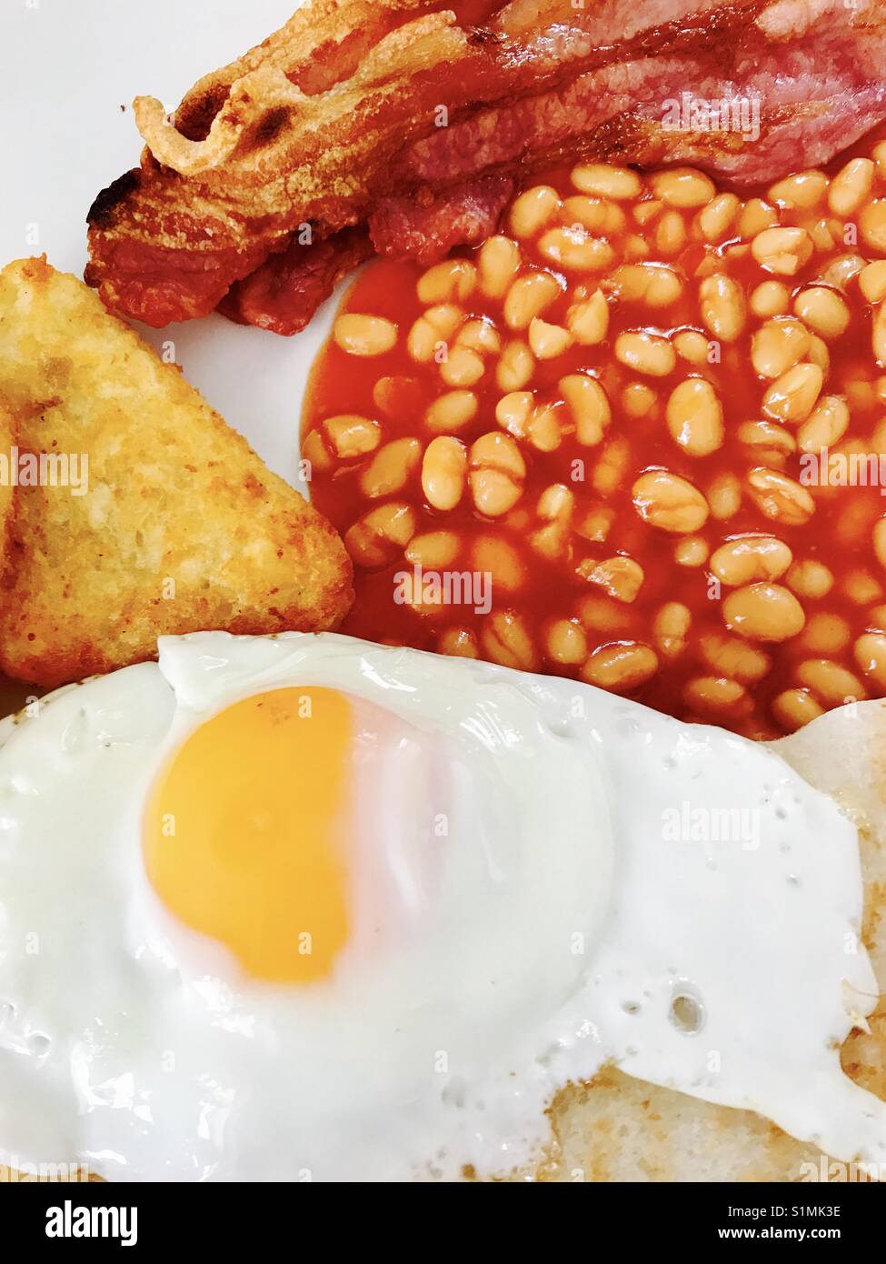 Bar full english breakfast hi-res stock photography and images - Alamy