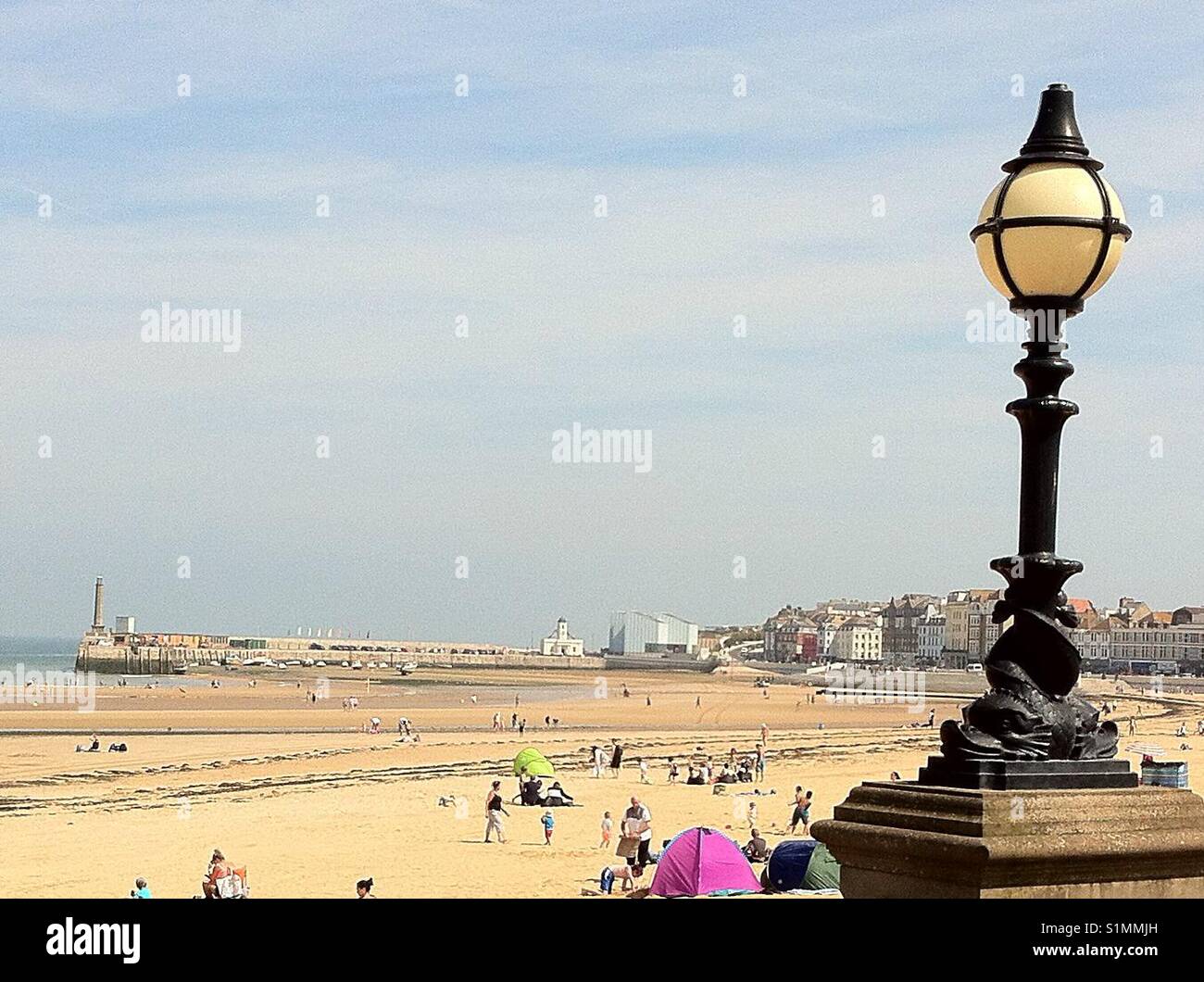 Kent beach town hi-res stock photography and images - Alamy