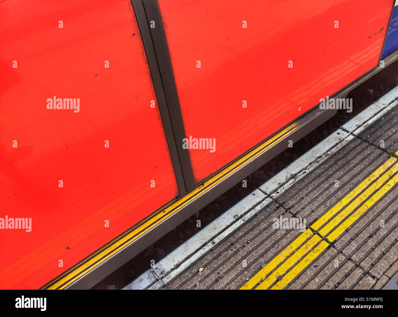 London Underground Tube Train High Resolution Stock Photography and ...