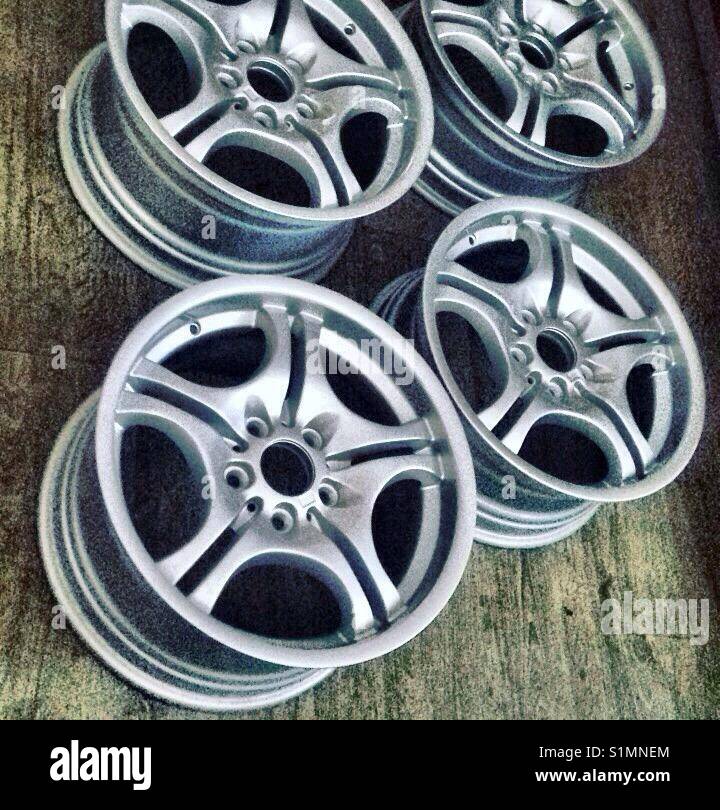 Alu wheels repair Stock Photo - Alamy