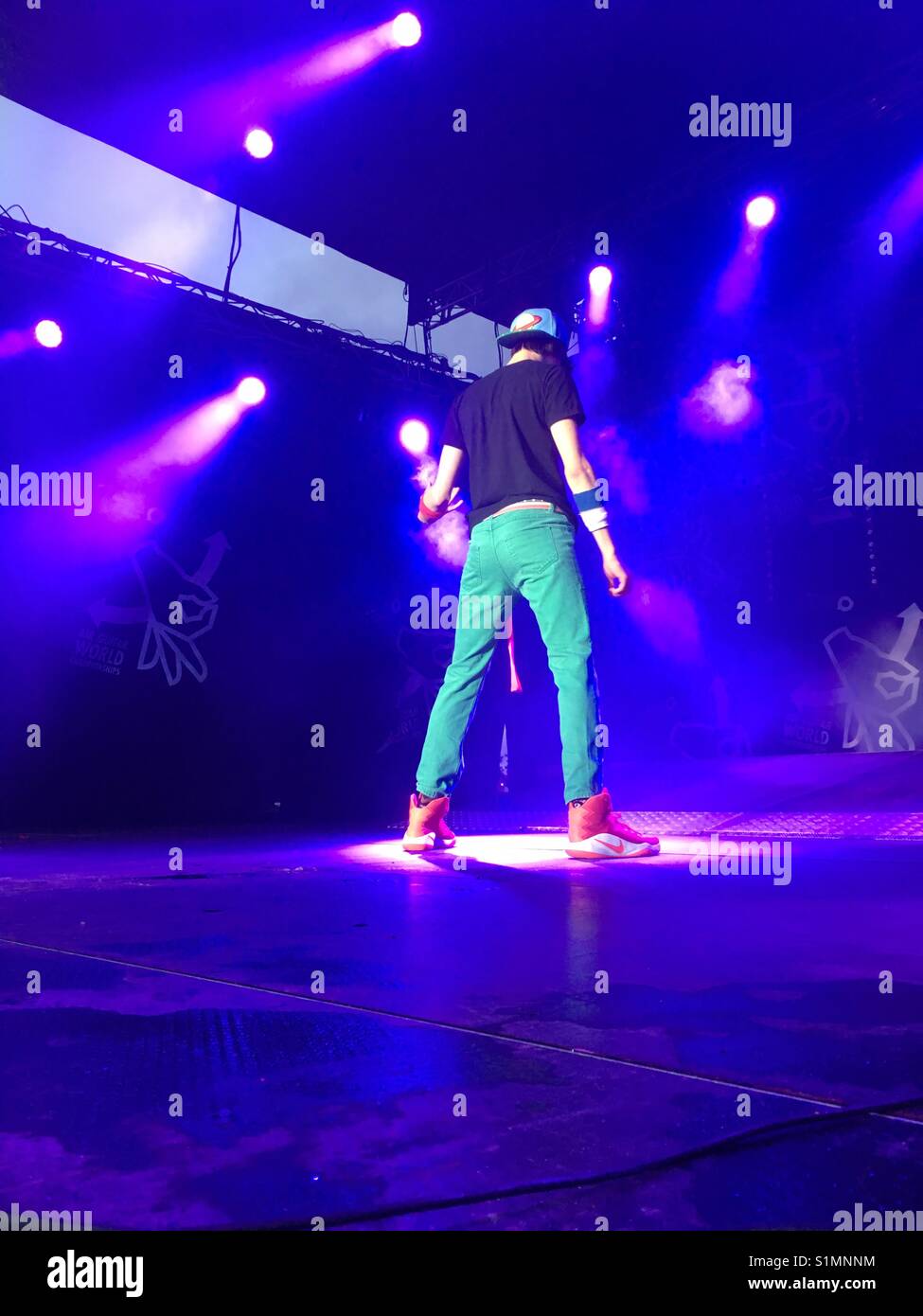 Two time World Champion Matt Burns "Airistotle " at the Air Guitar ...