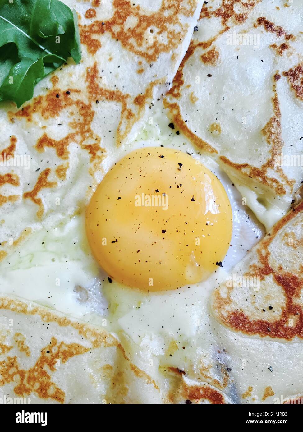 Egg crepe hi-res stock photography and images - Alamy