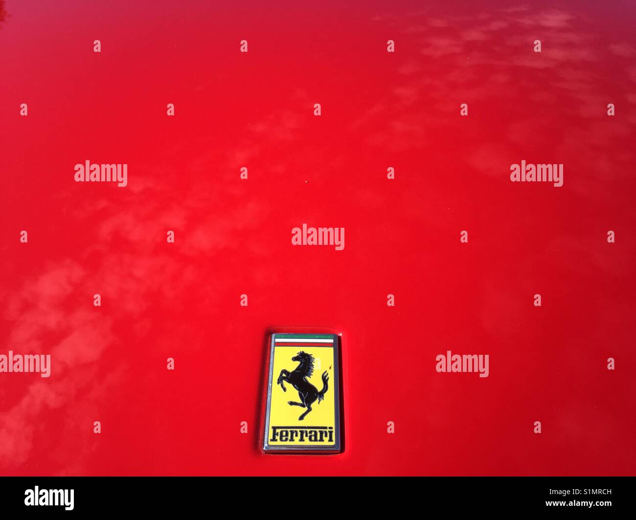 Ferrari logo hi-res stock photography and images - Alamy