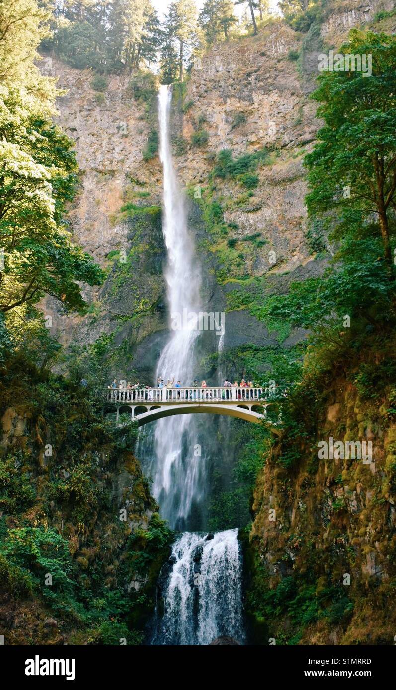 Multnomah falls hi-res stock photography and images - Alamy