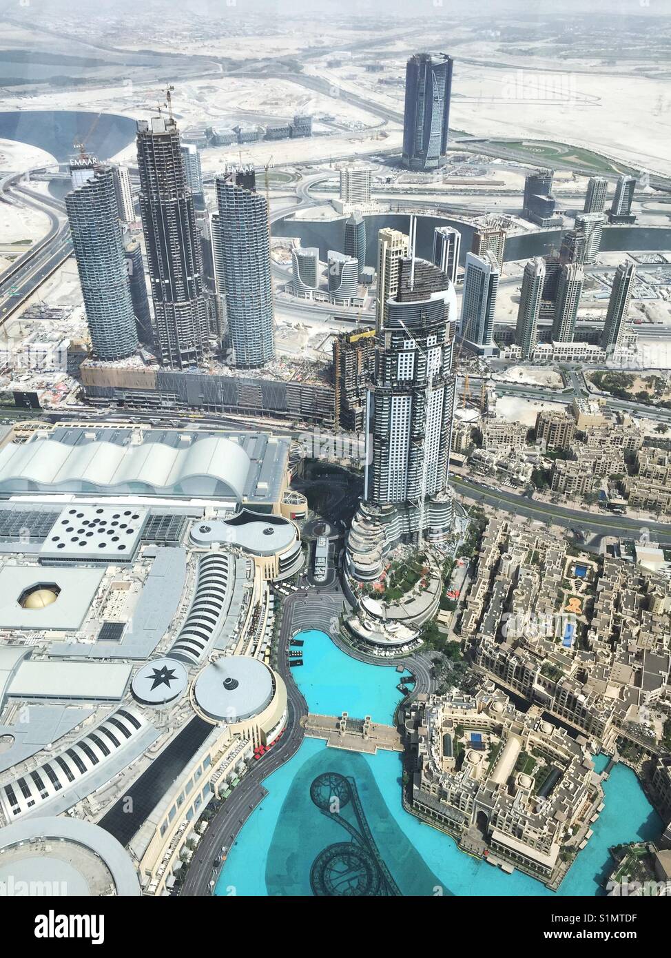 Aerial view of dubai desert hi-res stock photography and images - Alamy