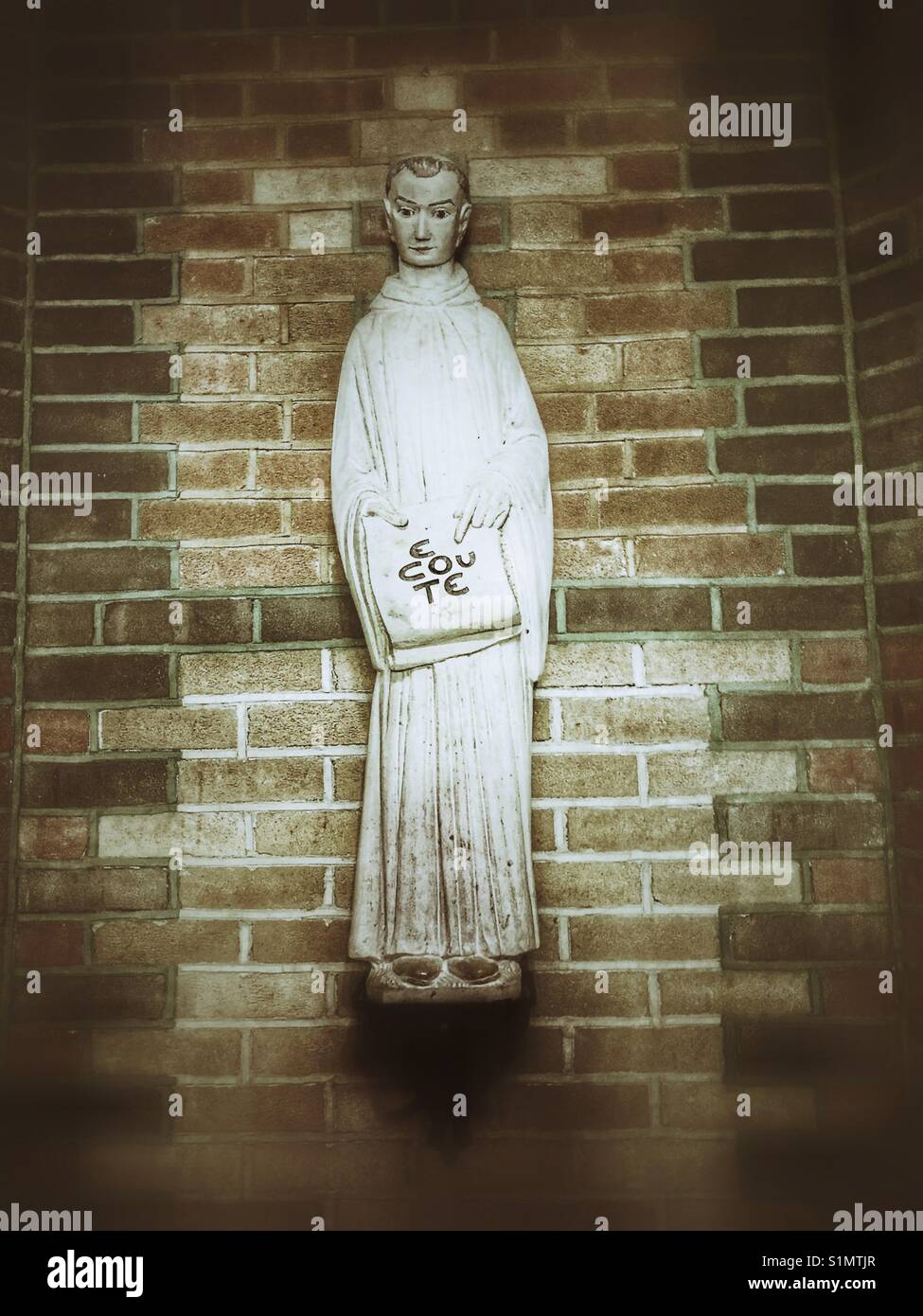Statue christian monk hi-res stock photography and images - Alamy
