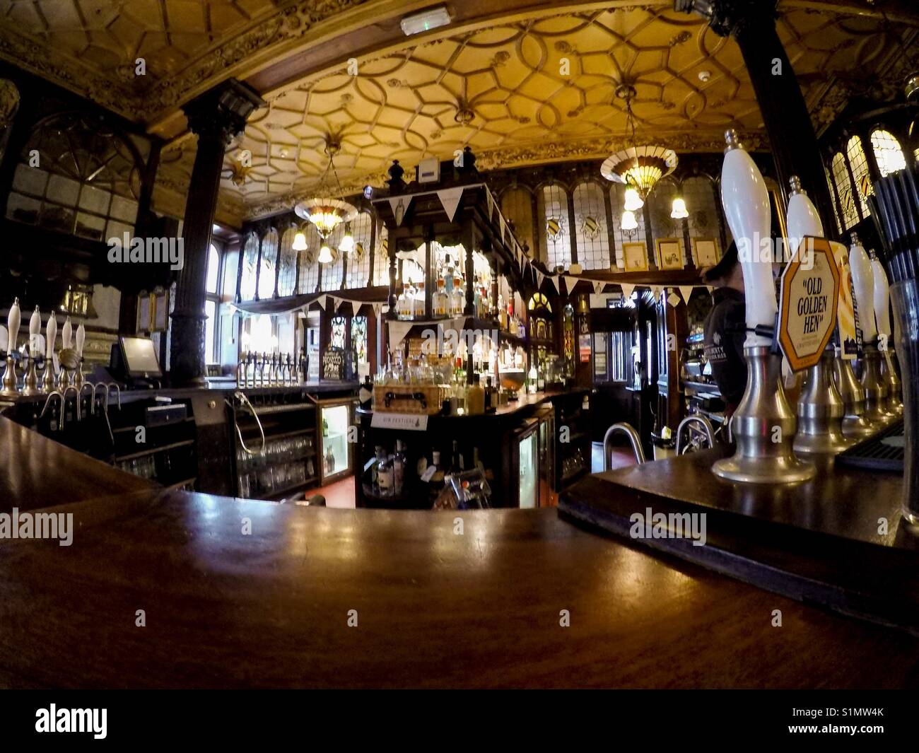 The philharmonic dining rooms pub hi-res stock photography and images ...