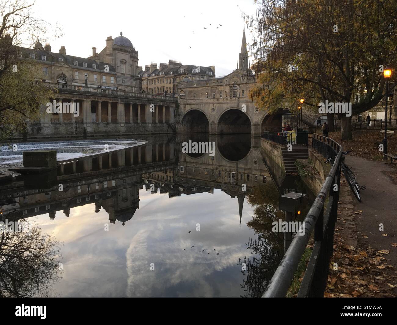 Bridge reflection on water hi-res stock photography and images - Alamy