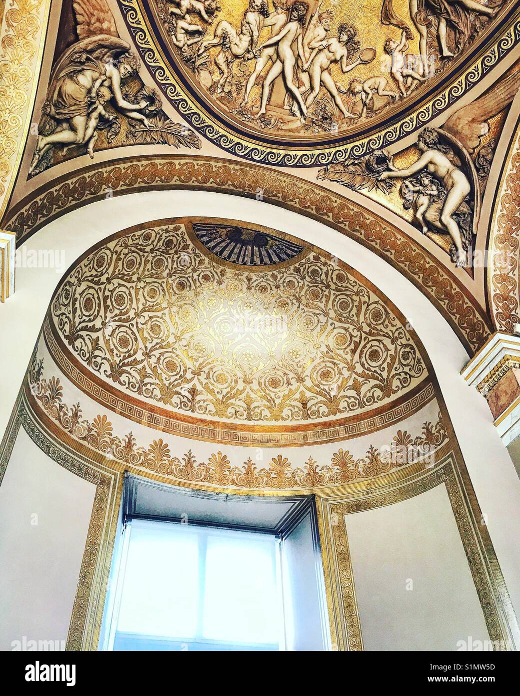 Interior of the Louvre Art Gallery, Paris, France Stock Photo - Alamy