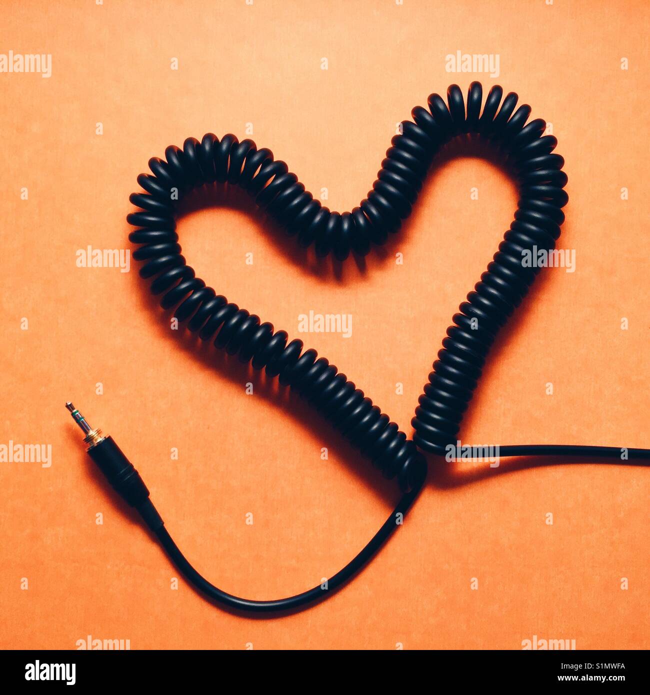 Headphone cable hi-res stock photography and images - Alamy