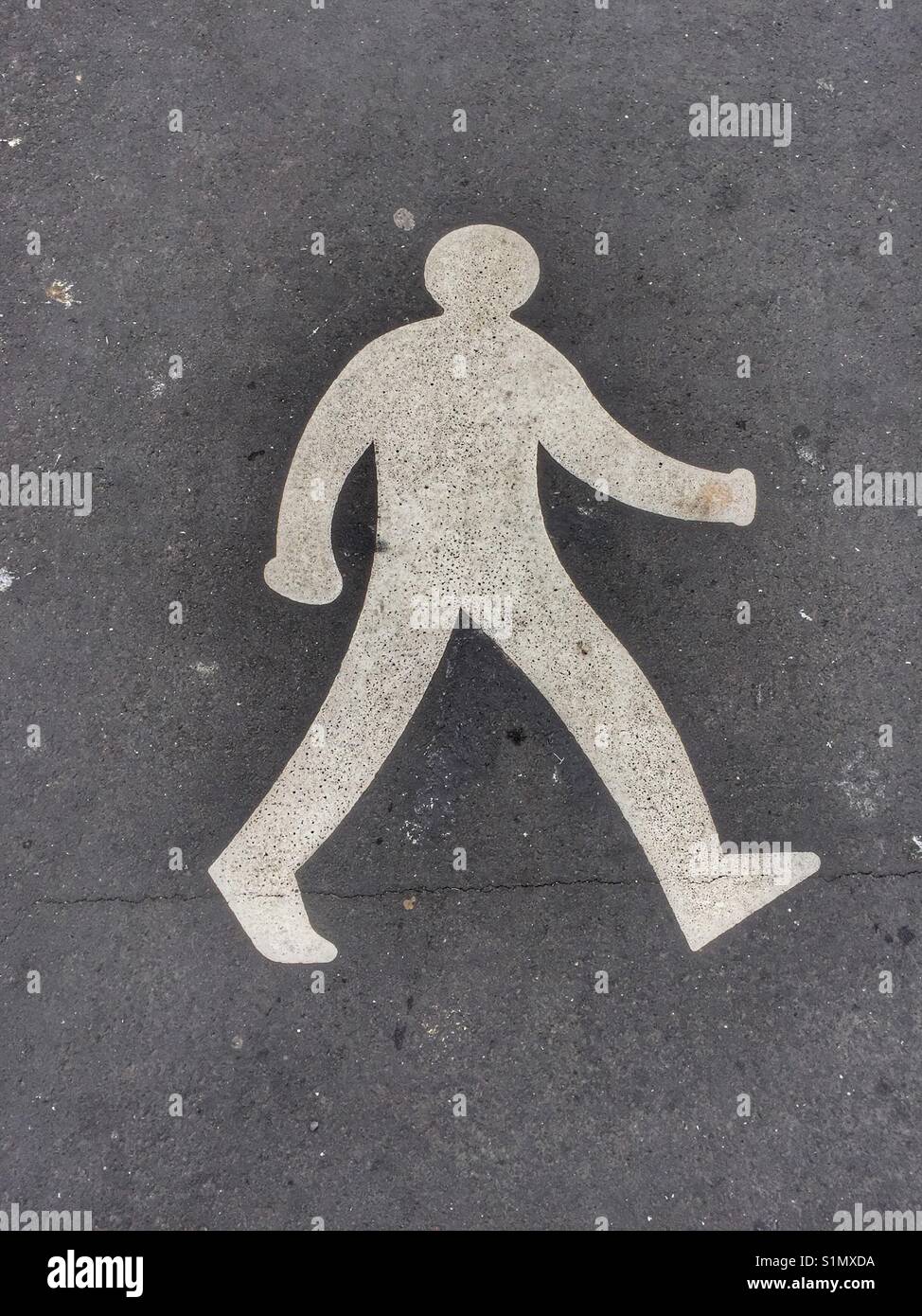 Walking man sign Stock Photo - Alamy