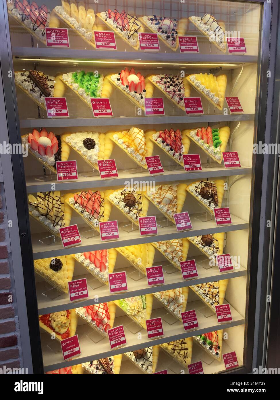 Crepes display hi-res stock photography and images - Alamy