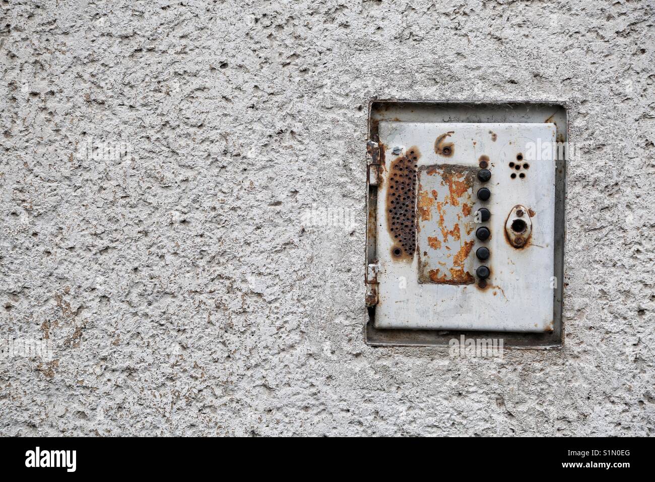 Old intercom on the wall Stock Photo - Alamy
