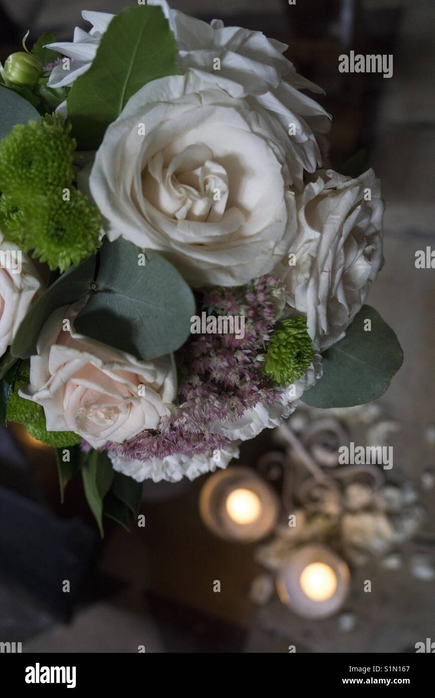 Wedding roses hi-res stock photography and images - Alamy