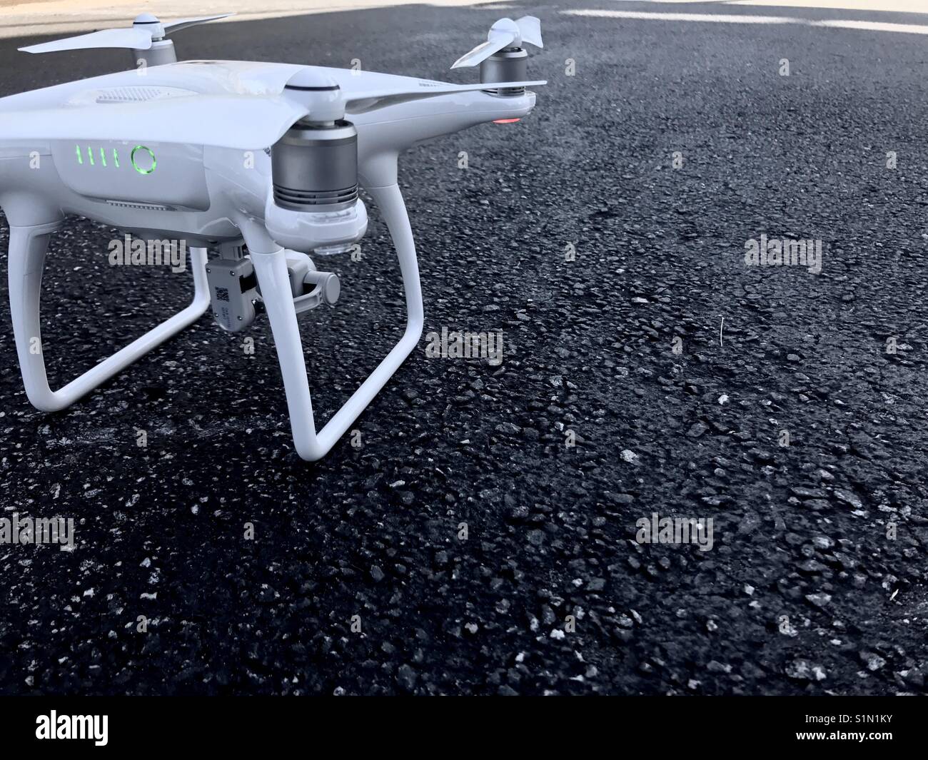 Droning hi-res stock photography and images - Alamy