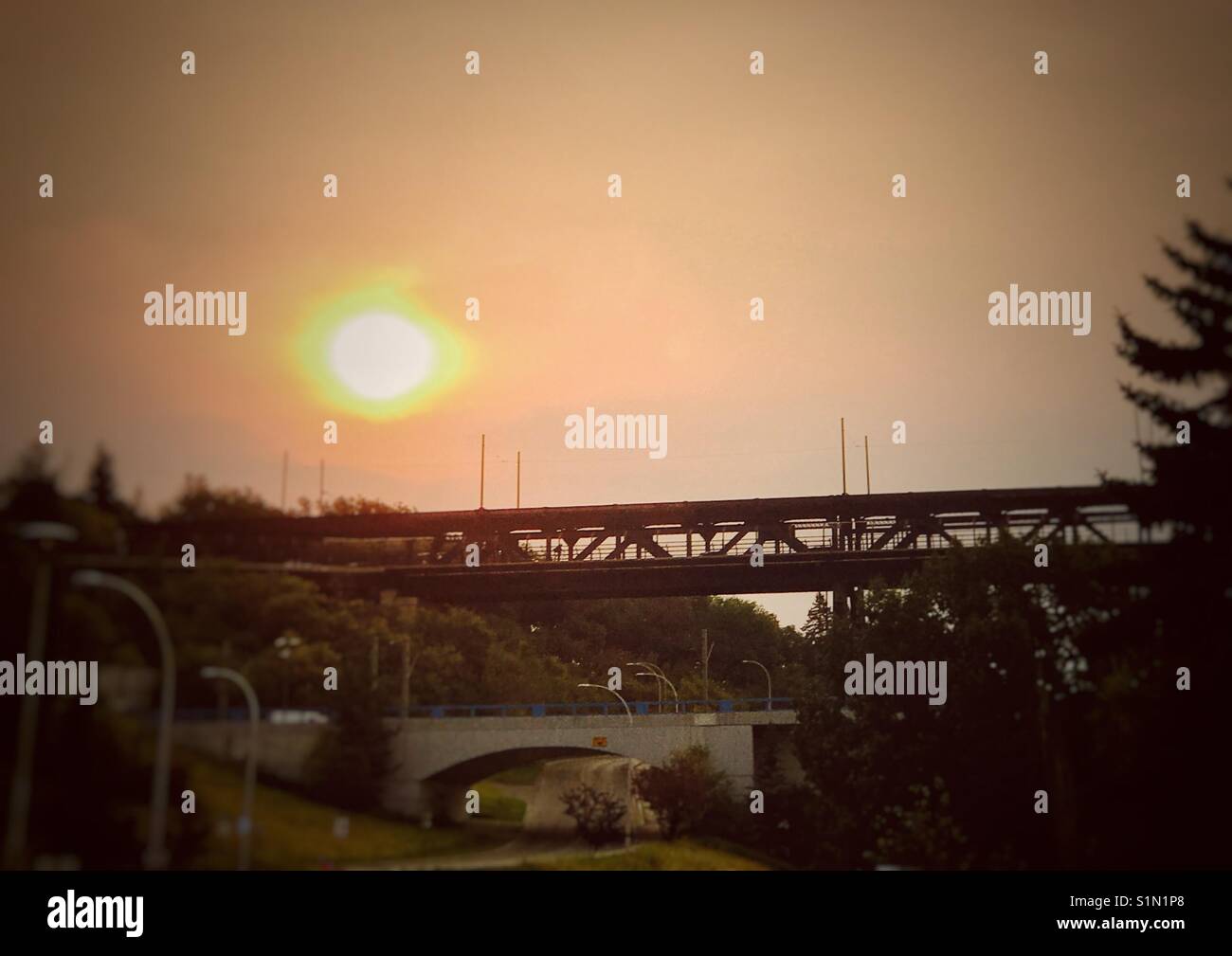 Edmonton sunrise hi-res stock photography and images - Alamy