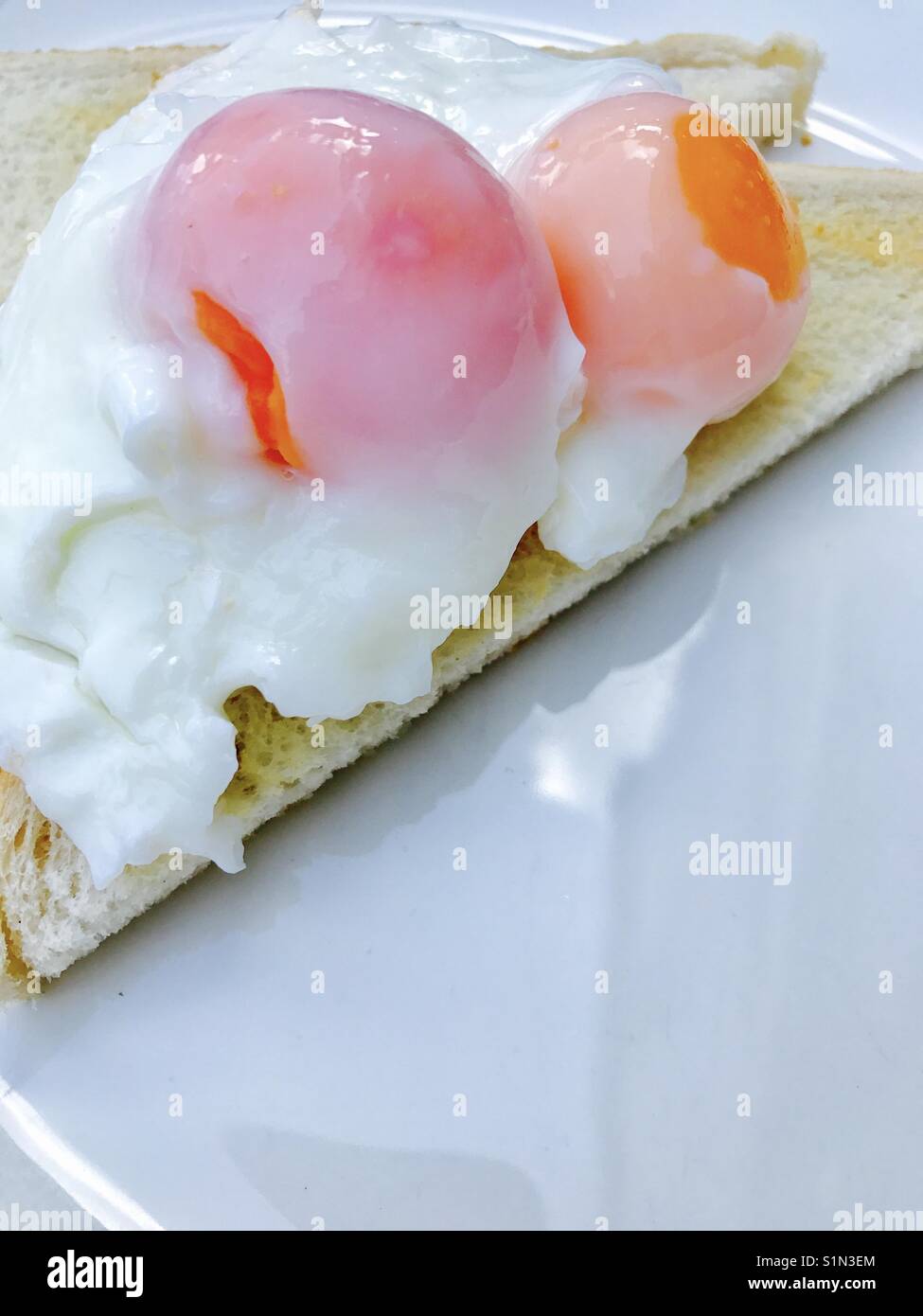 Posh eggs hi-res stock photography and images - Alamy