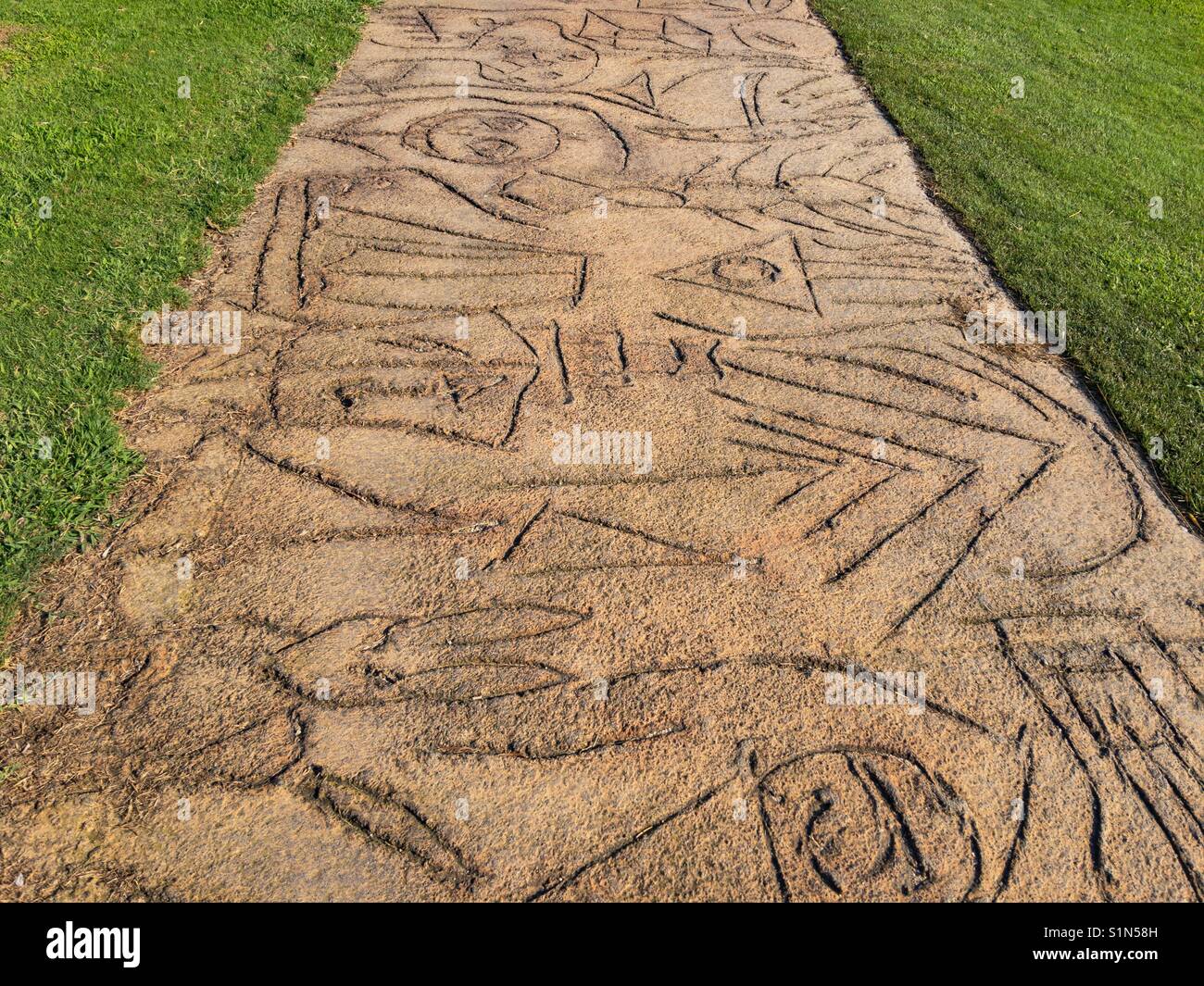 Golf cart pathway hi-res stock photography and images - Alamy