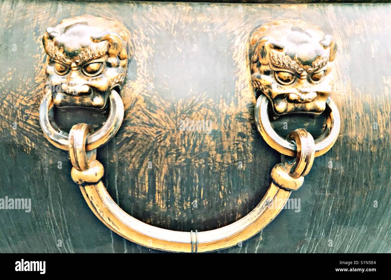 Pot with handles hi-res stock photography and images - Alamy