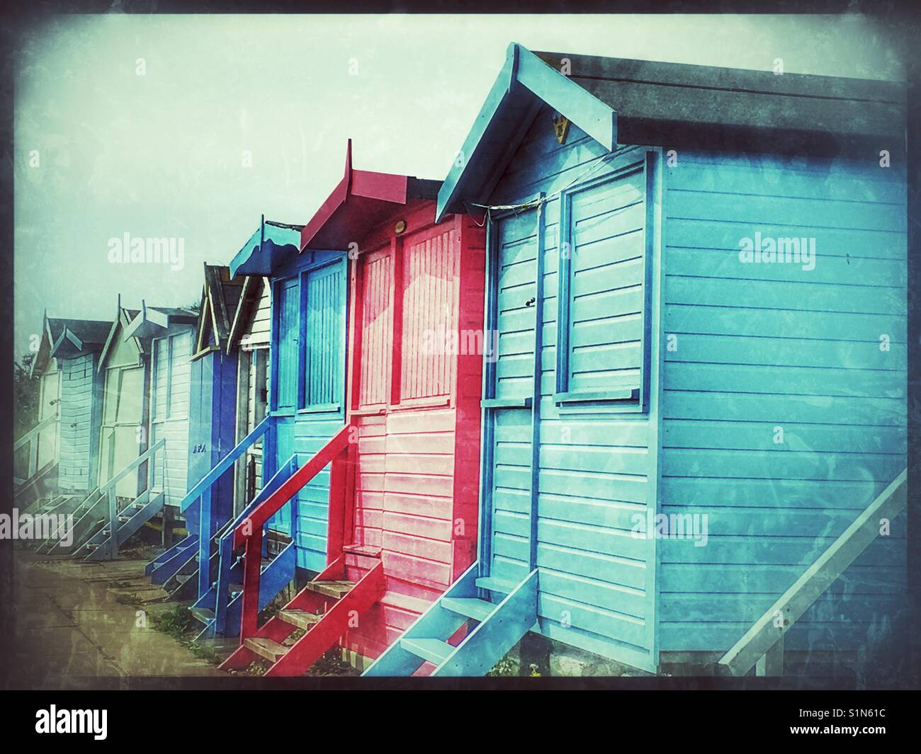 British beach huts hi-res stock photography and images - Alamy