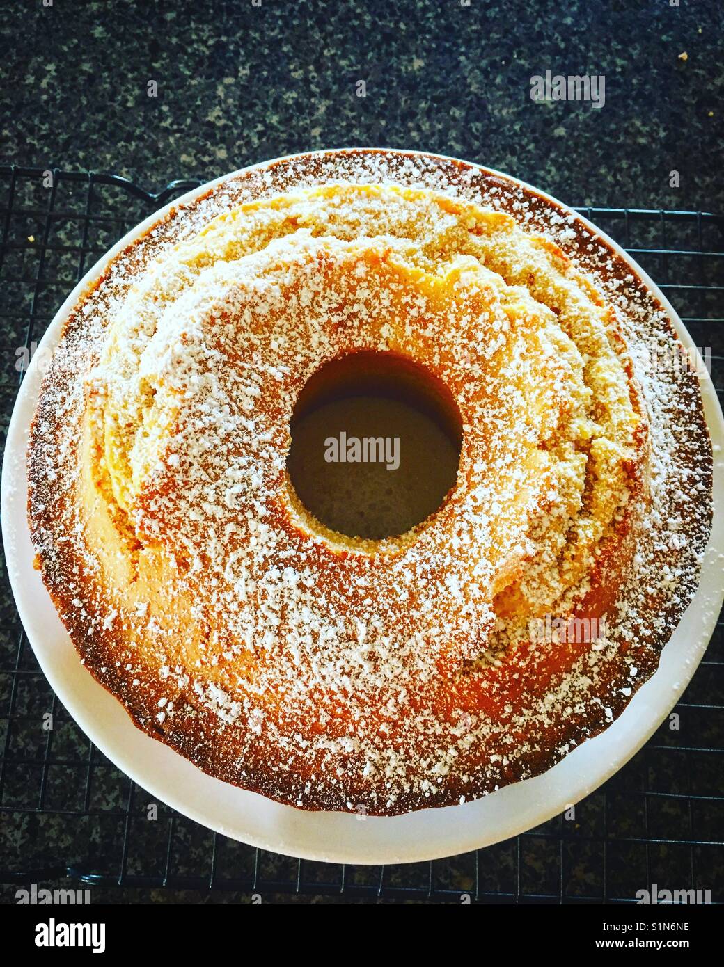 Butter cake hi-res stock photography and images - Alamy