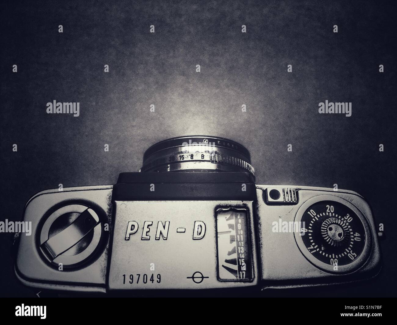 Half frame 35mm hi-res stock photography and images - Alamy