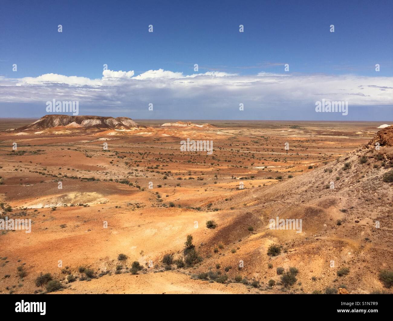 Outback australia breakaways hi-res stock photography and images - Alamy