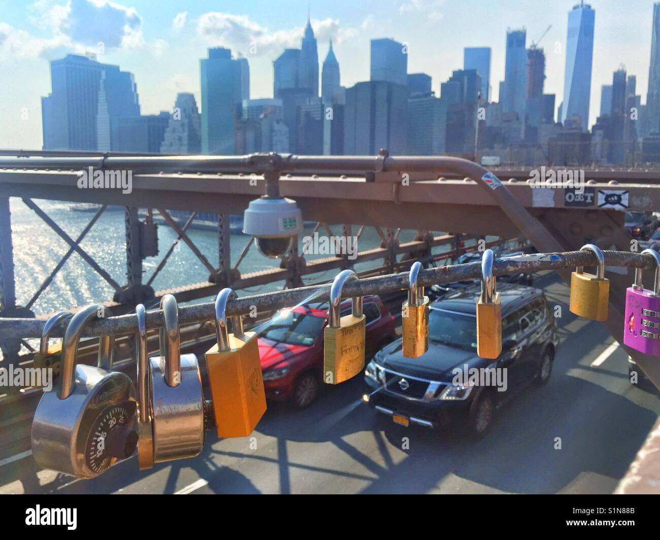 Brooklyn Bridge White Hot Cars