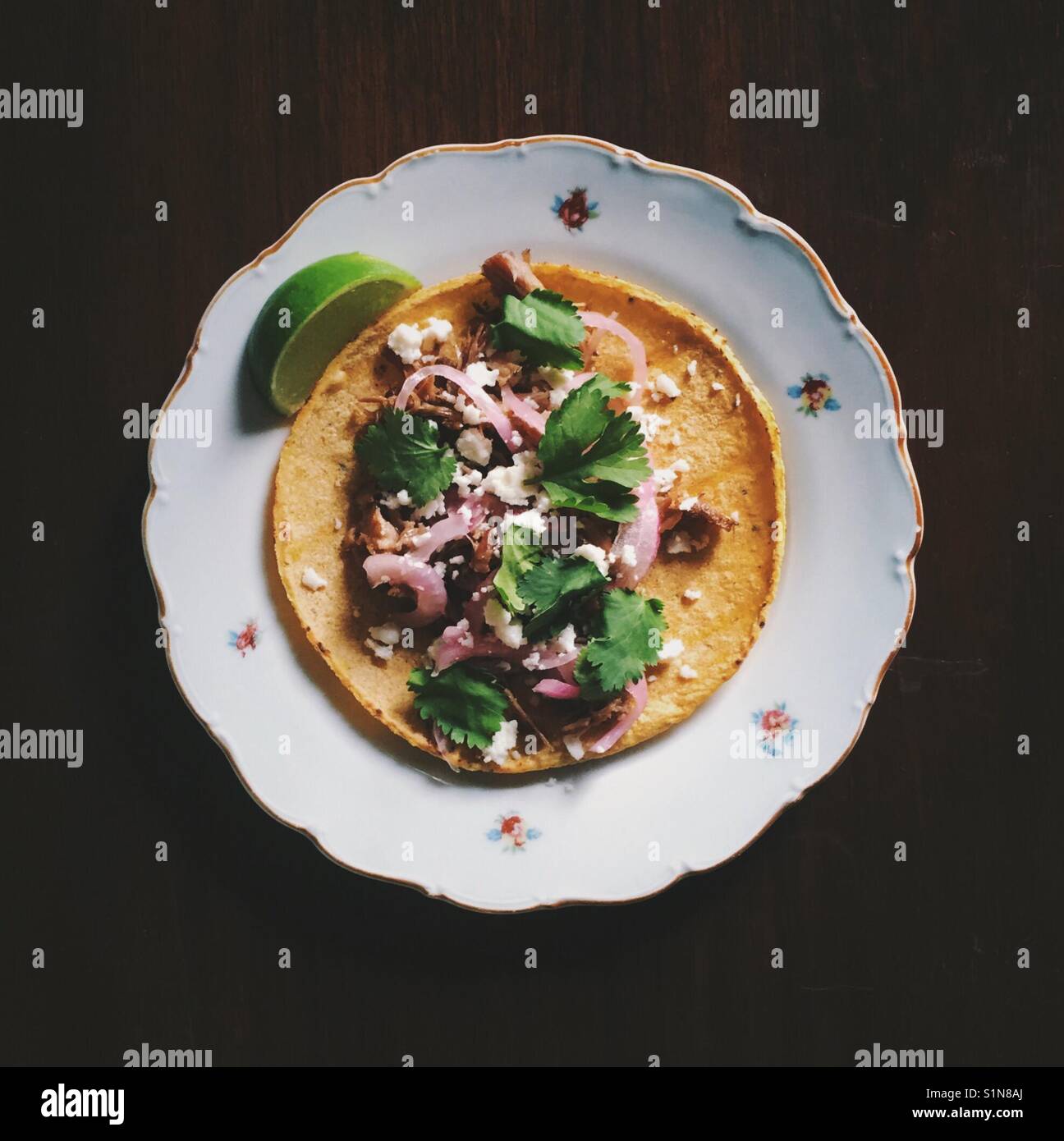 Taco plate hi-res stock photography and images - Alamy