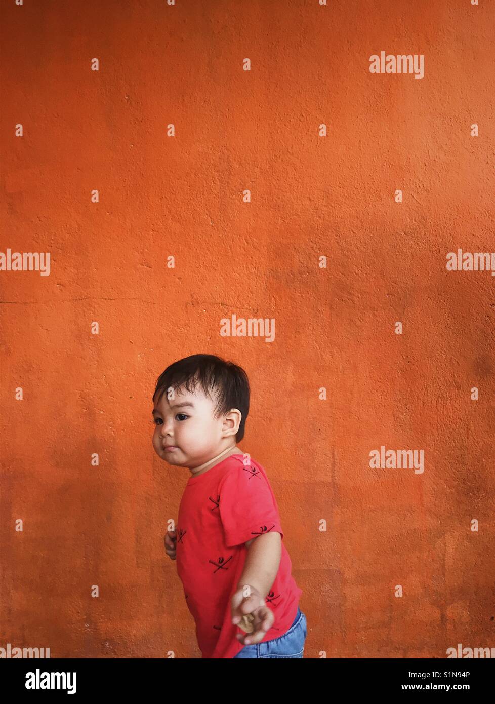 Child toddler kid hi-res stock photography and images - Alamy