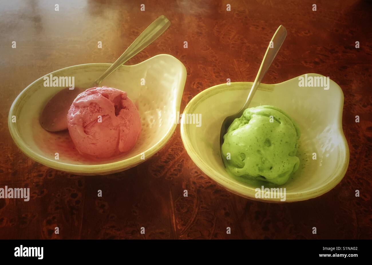 Pink and green ice cream hi-res stock photography and images - Alamy