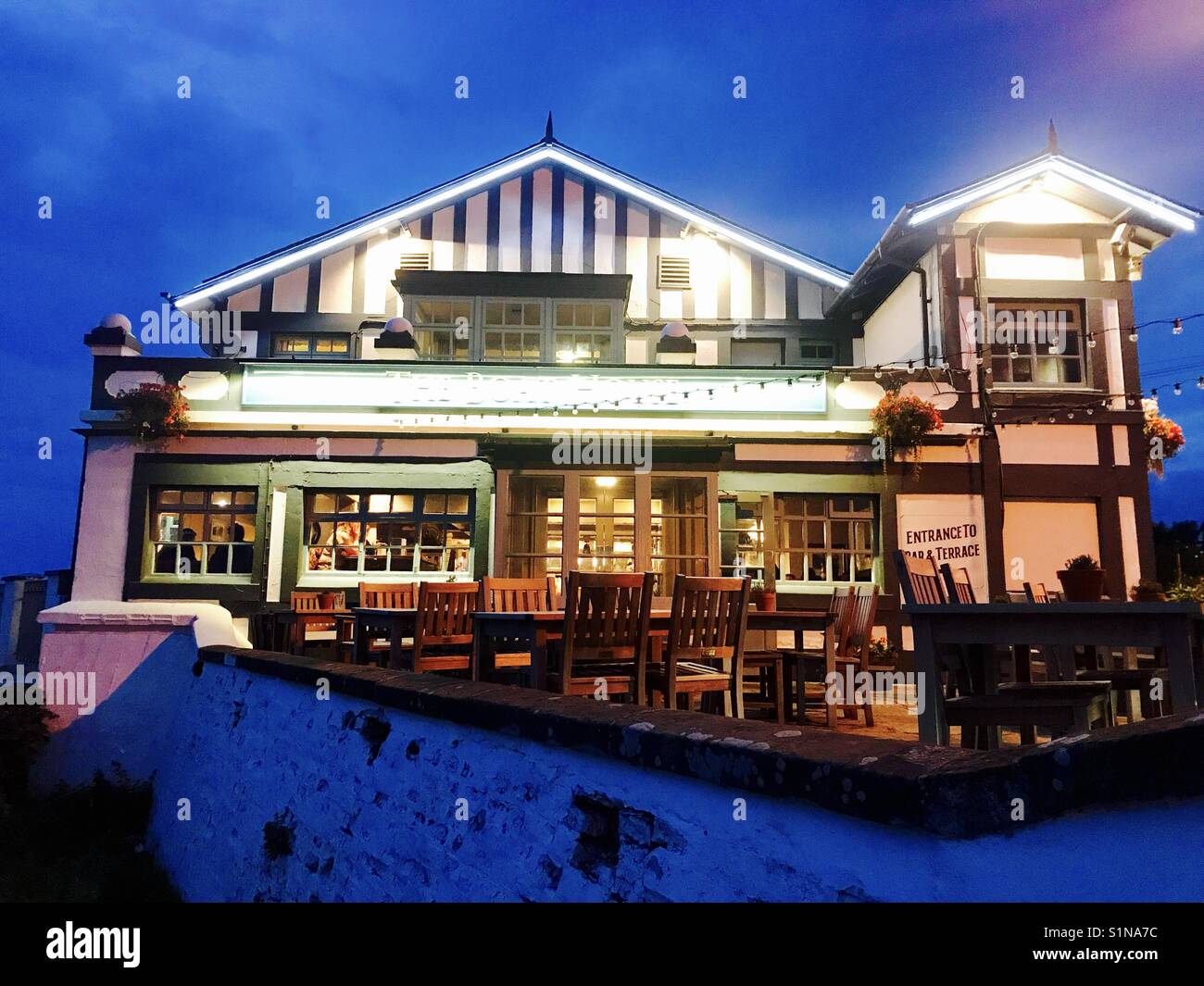 Parkgate wirral hi-res stock photography and images - Alamy