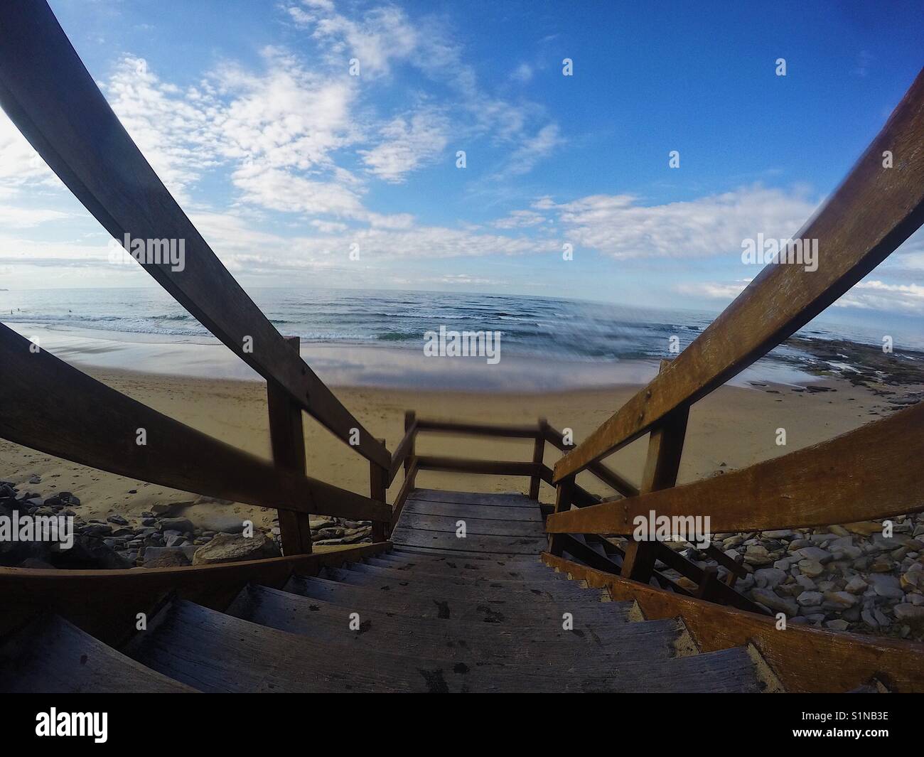 Seashore waves hi-res stock photography and images - Alamy