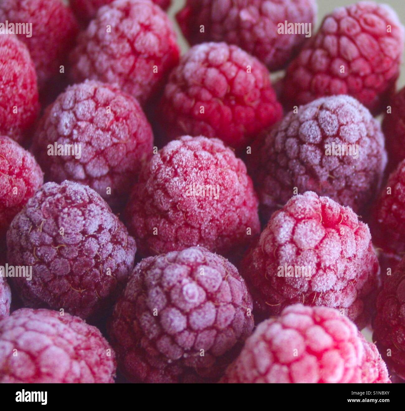 Frozen raspberries hi-res stock photography and images - Alamy