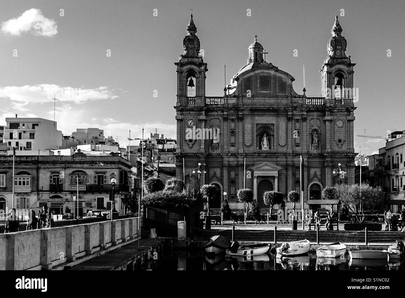 Malta churches hi-res stock photography and images - Alamy