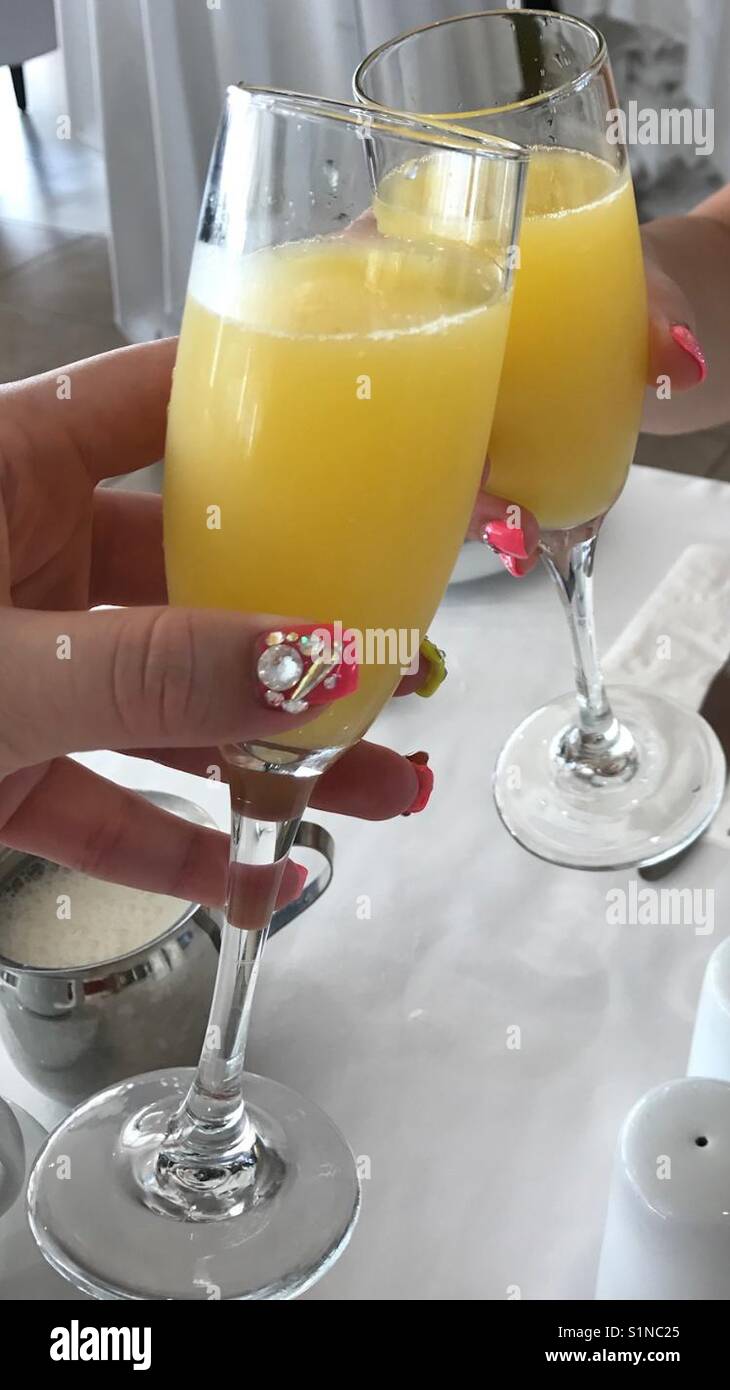 Mimosa drinks hi-res stock photography and images - Alamy