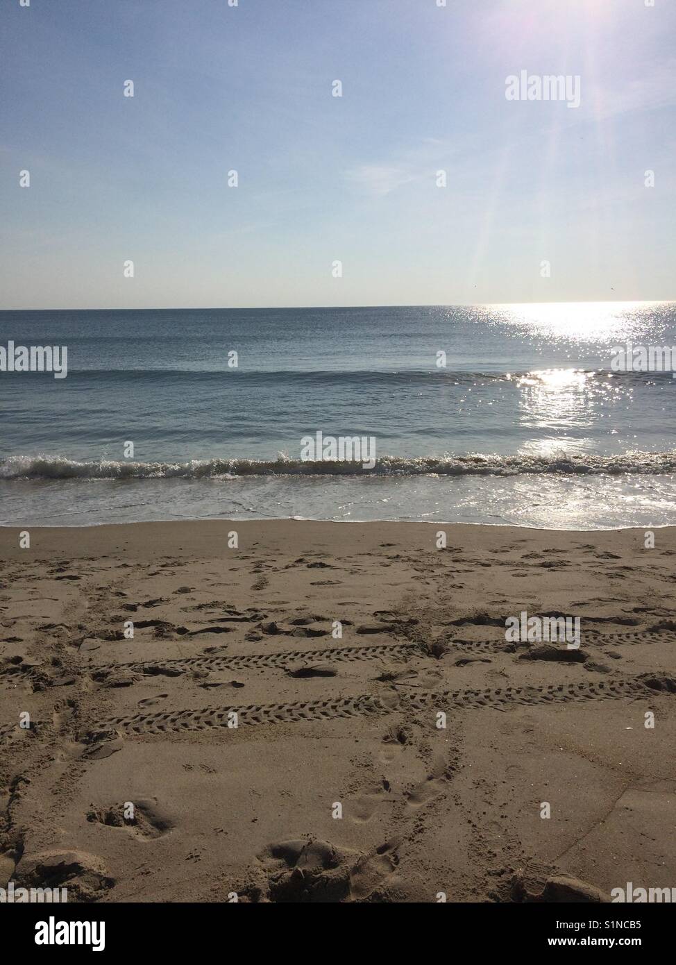 Obx sunrise hi-res stock photography and images - Alamy