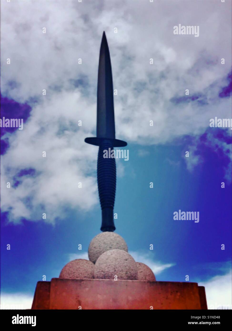 Army dagger commando hi-res stock photography and images - Alamy