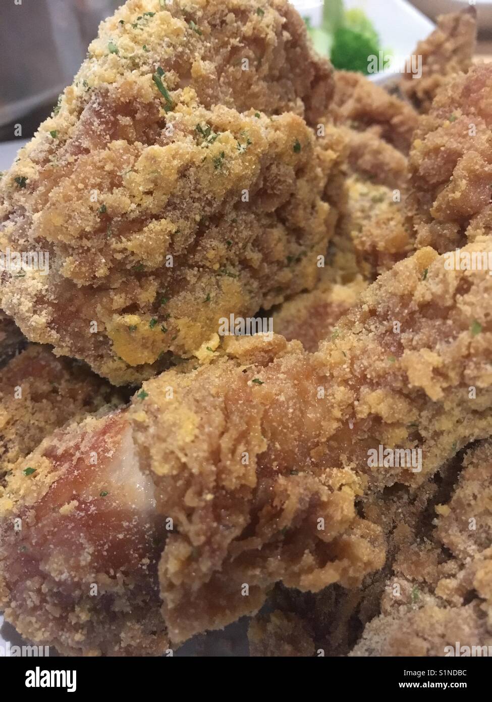 Korean fried chicken hi-res stock photography and images - Alamy