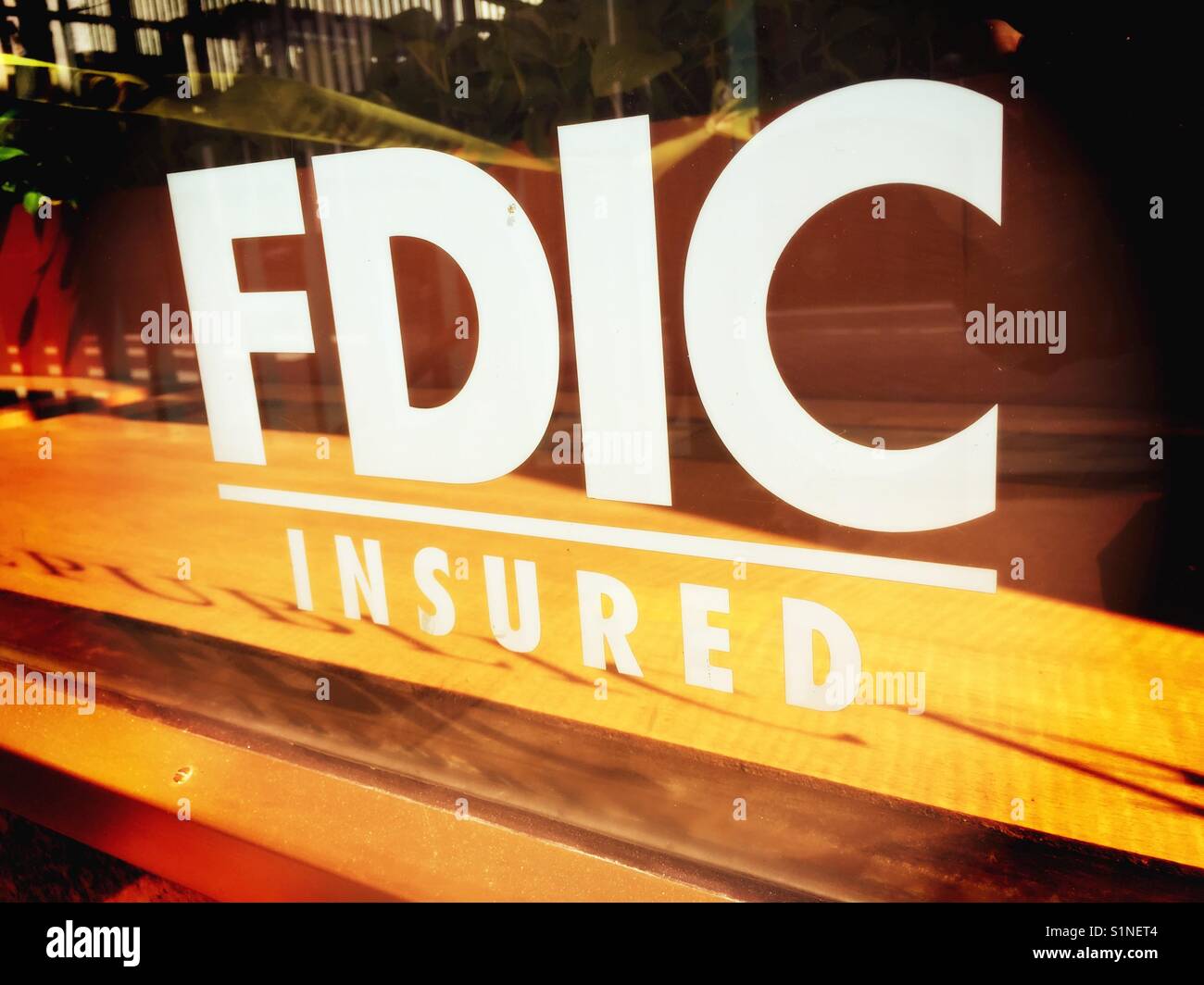 FDIC window sign, USA Stock Photo - Alamy