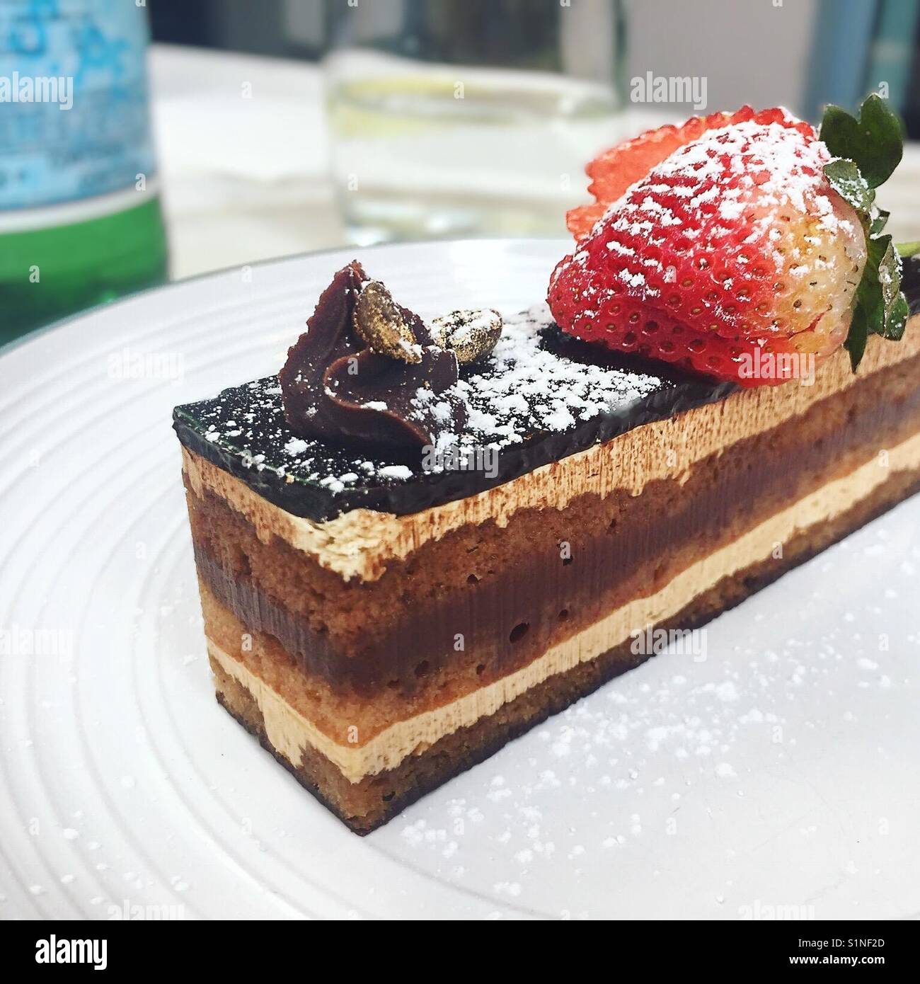 Chocolate opera cake hi-res stock photography and images - Alamy