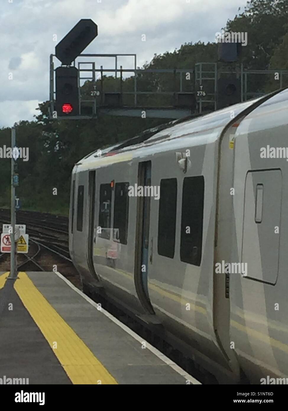 Train delayed hi-res stock photography and images - Alamy