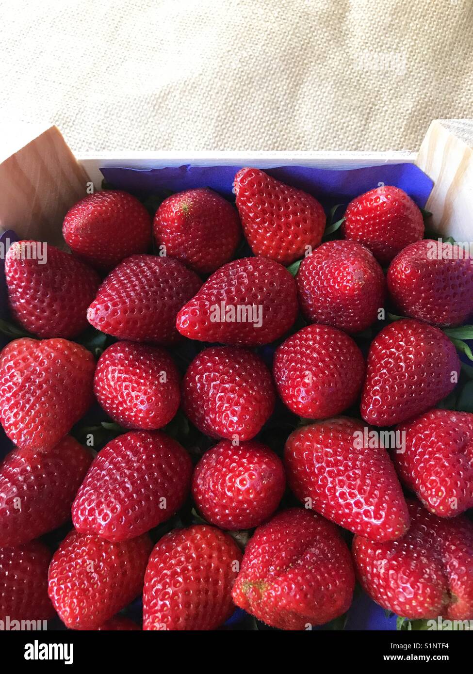 Strawberries in a box Stock Photo - Alamy
