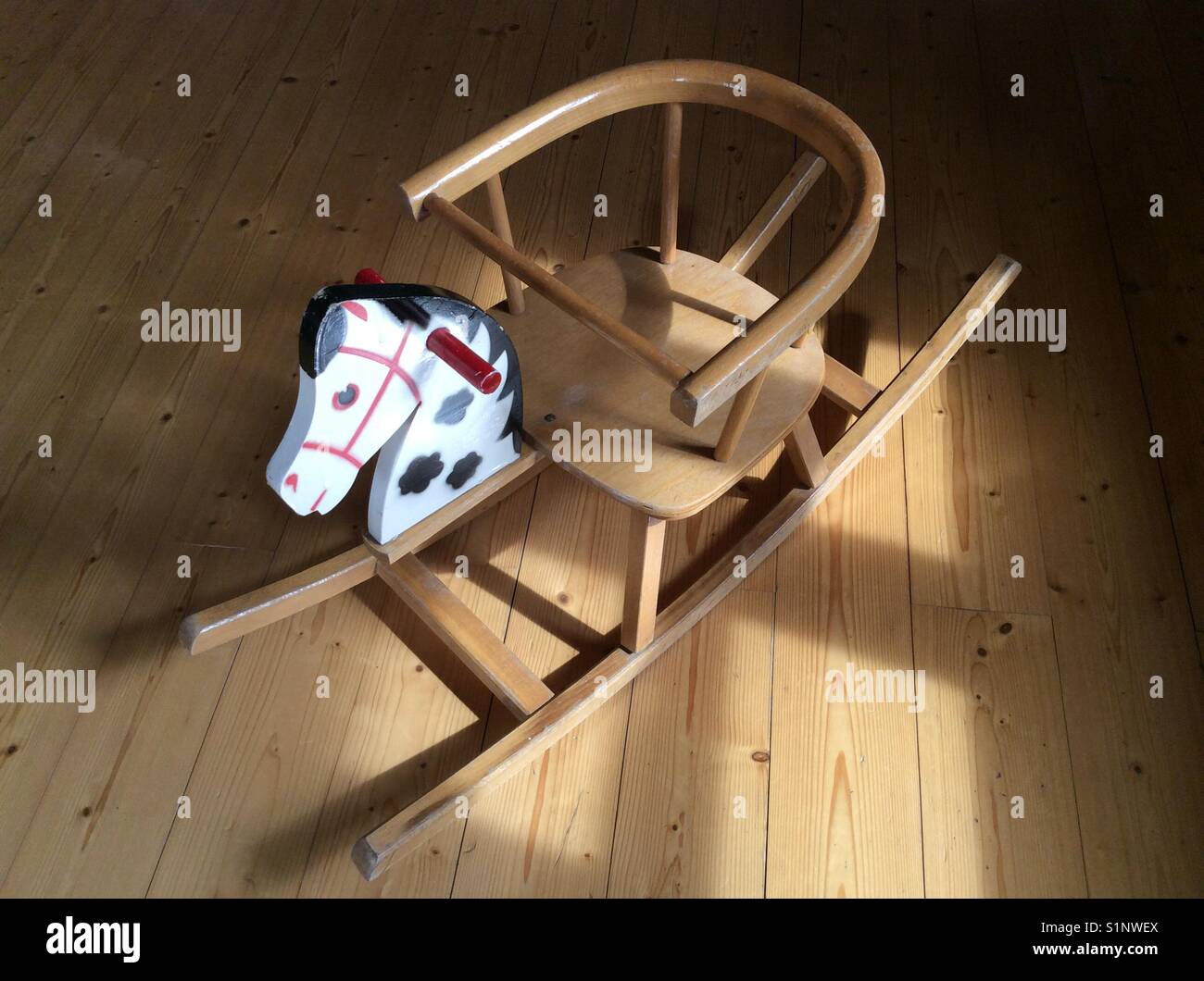 Vintage rocking horse hi-res stock photography and images - Alamy