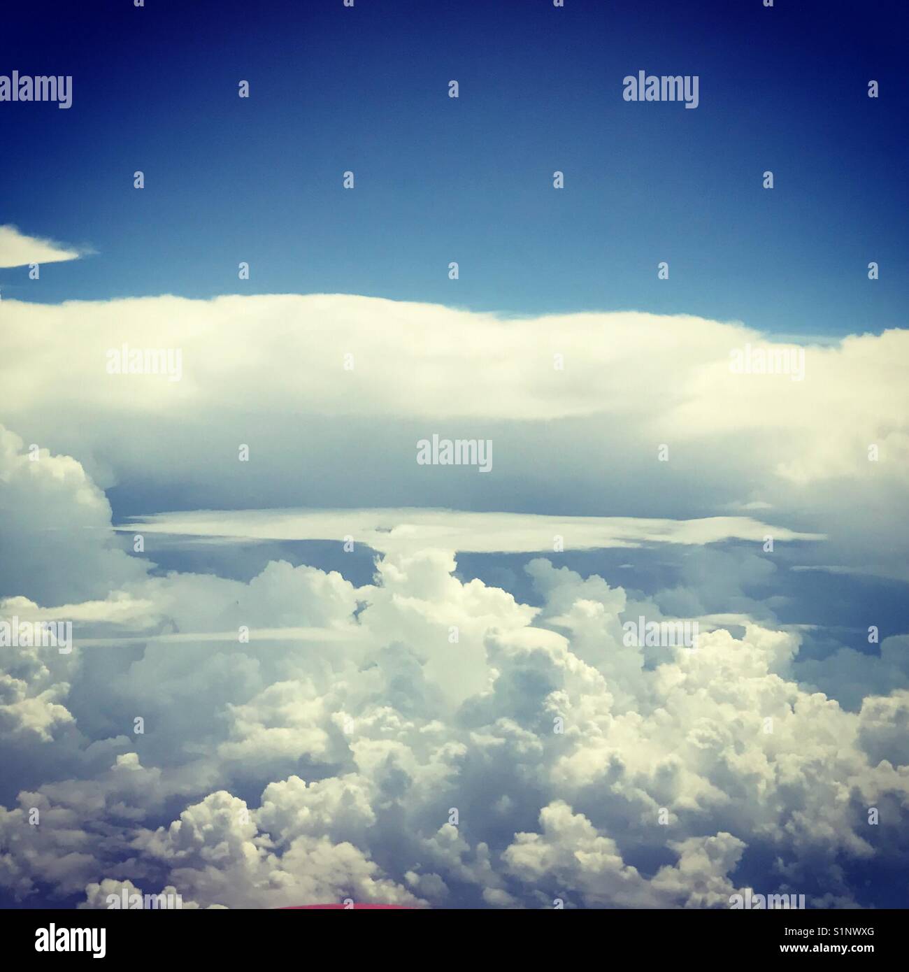 Zero clouds hi-res stock photography and images - Alamy