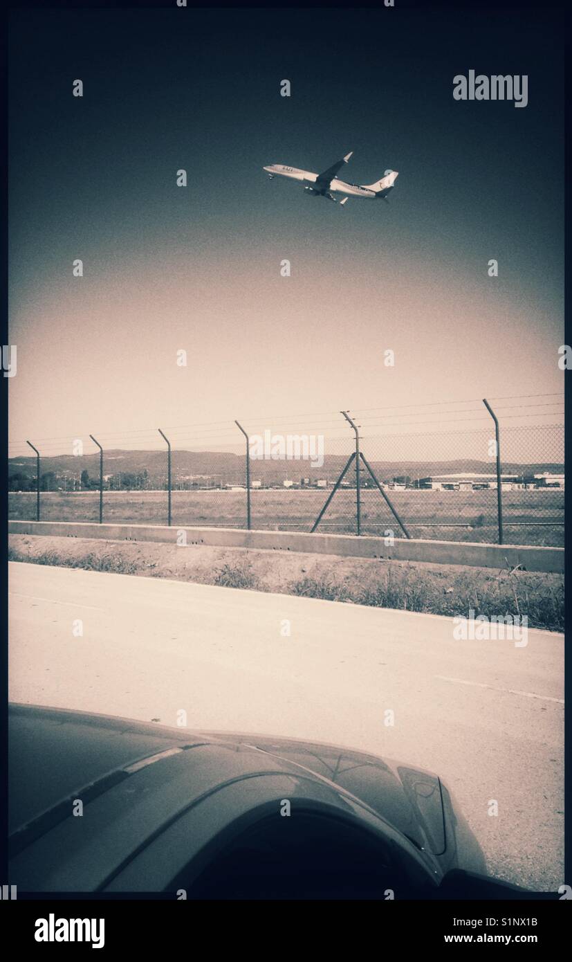 Incoming road hi-res stock photography and images - Alamy