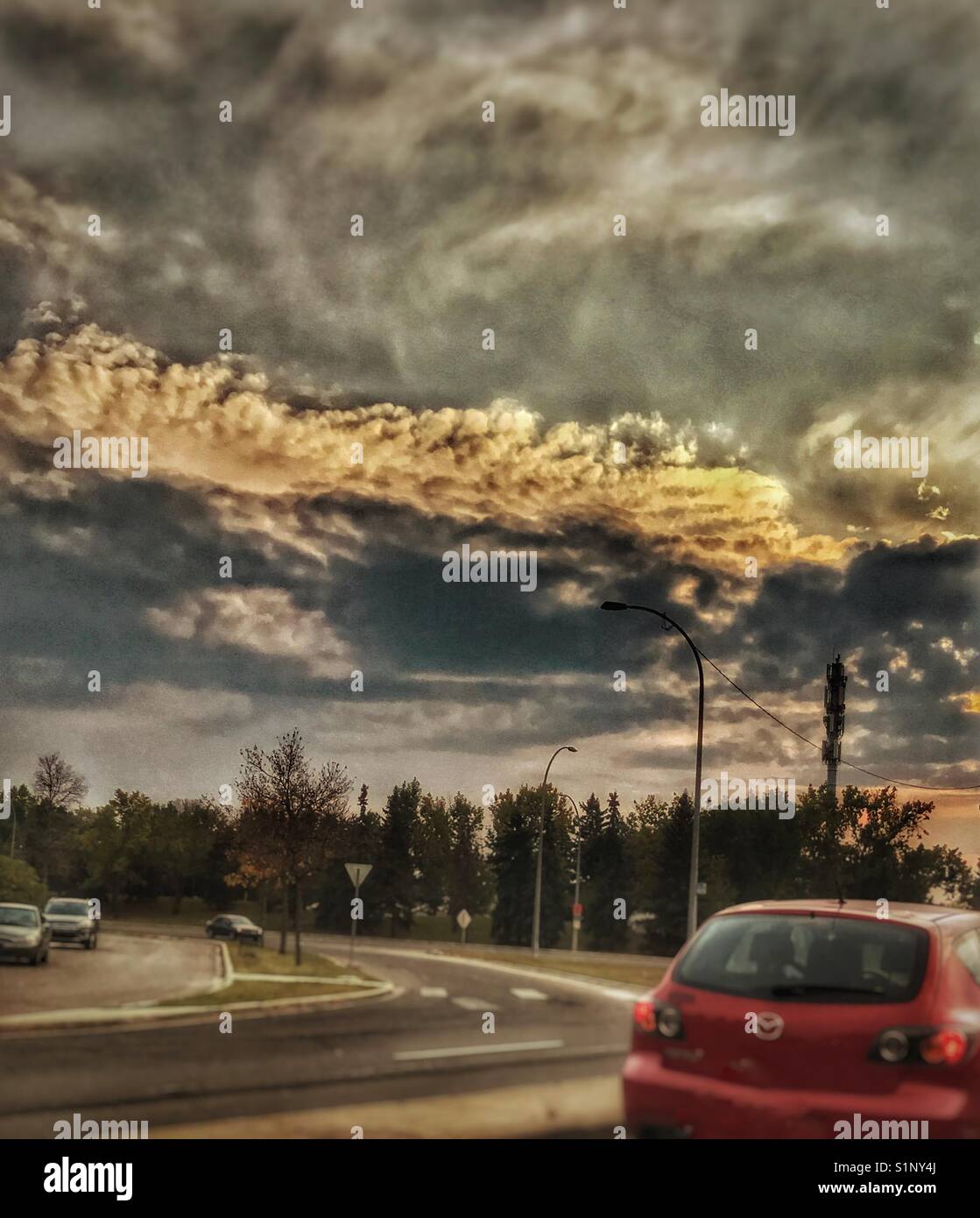 Edmonton sunrise hi-res stock photography and images - Alamy