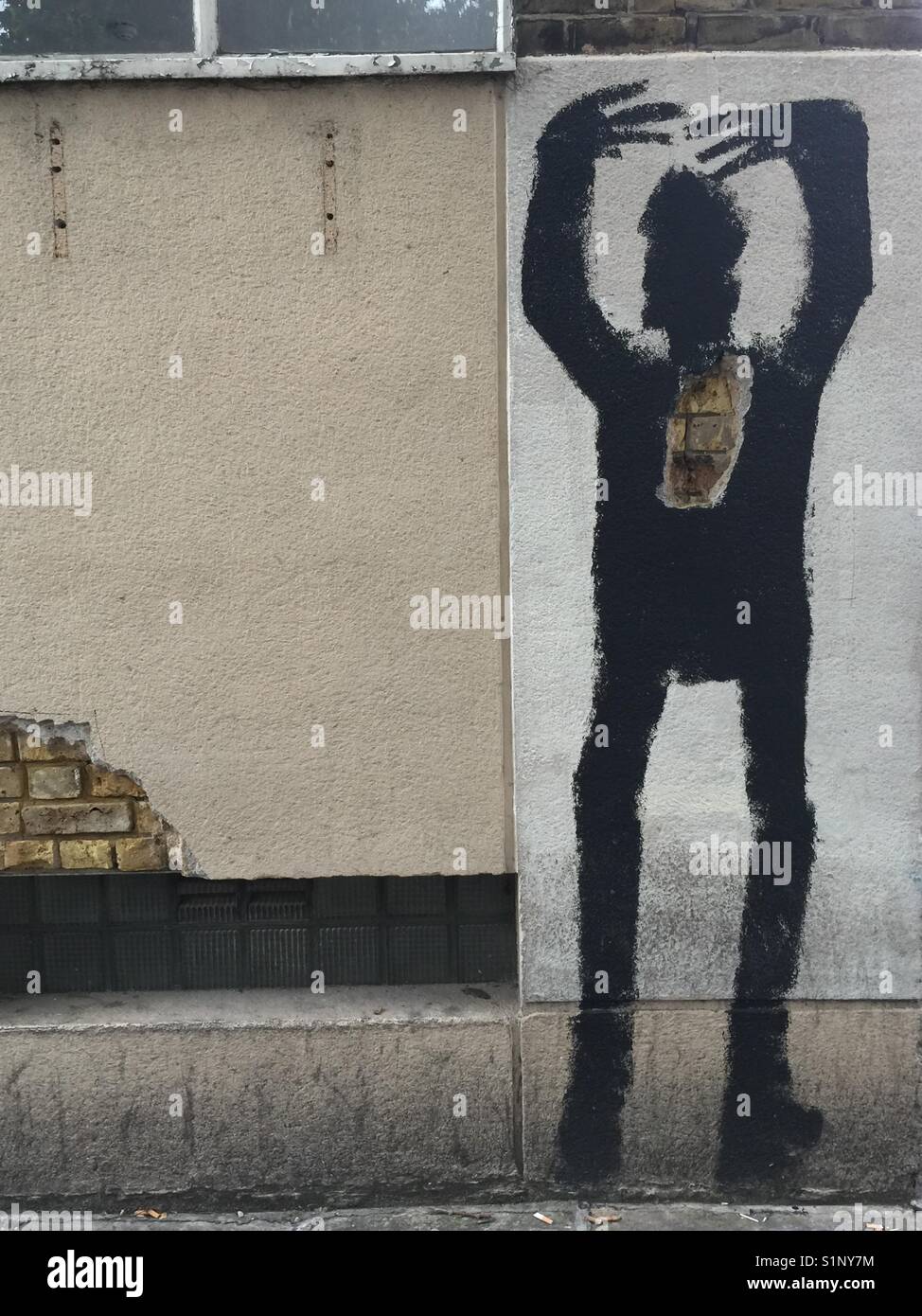 Graffiti Man on London Wall Stock Photo - Alamy