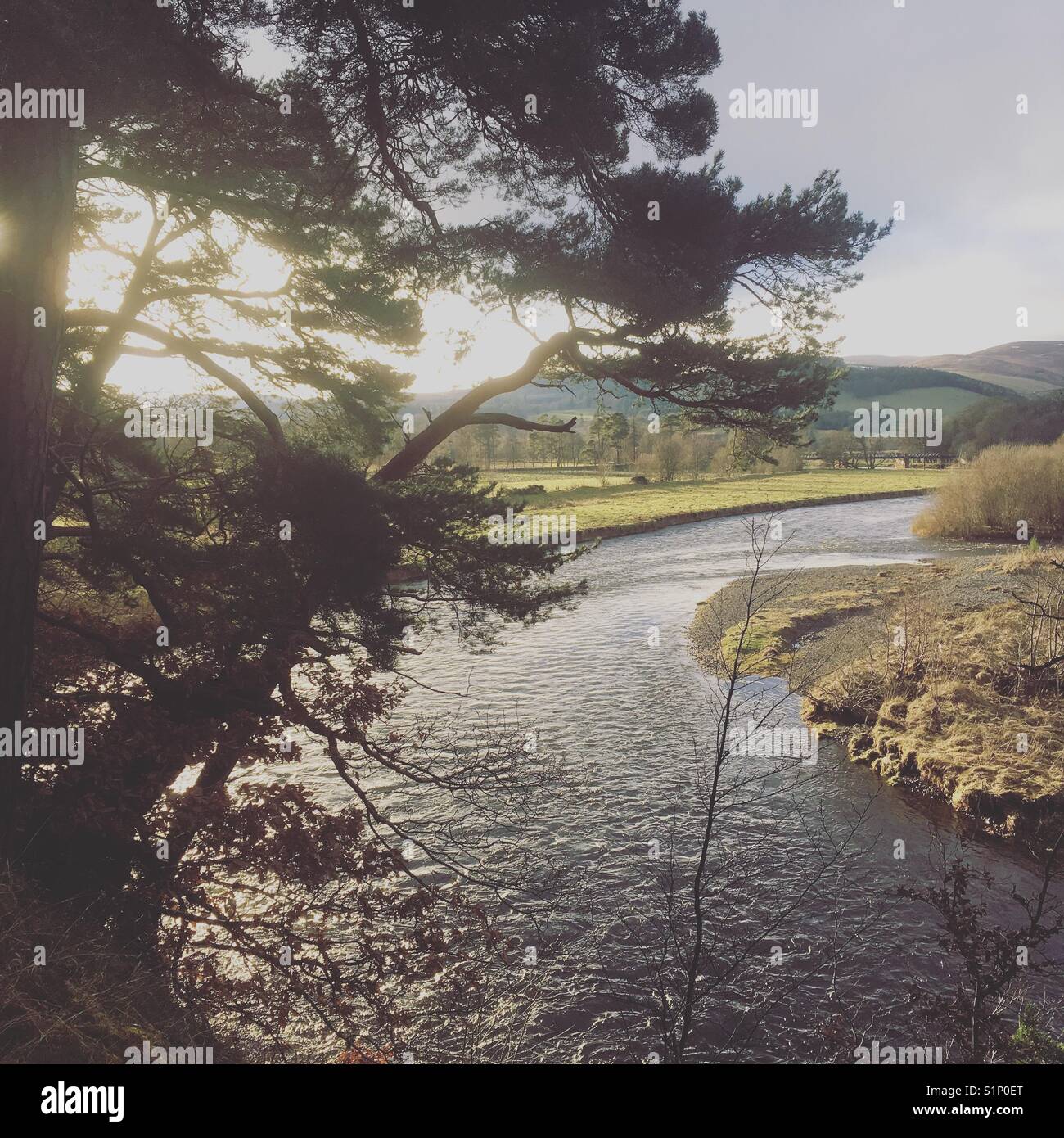 Scenic borders hi-res stock photography and images - Alamy