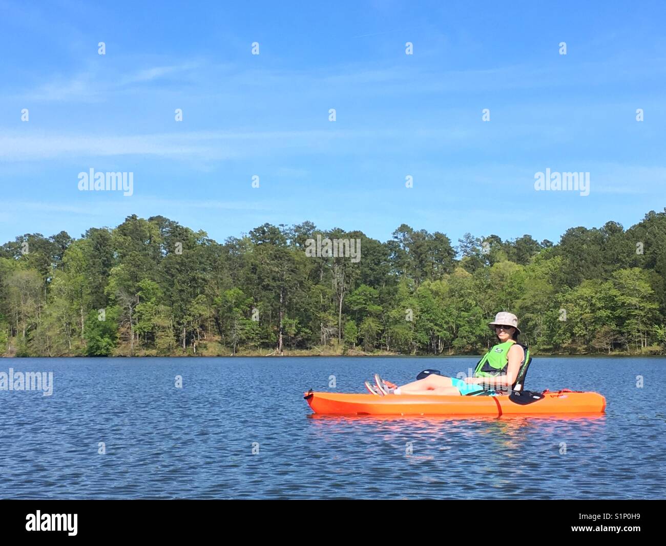 Kayak woman hi-res stock photography and images - Alamy